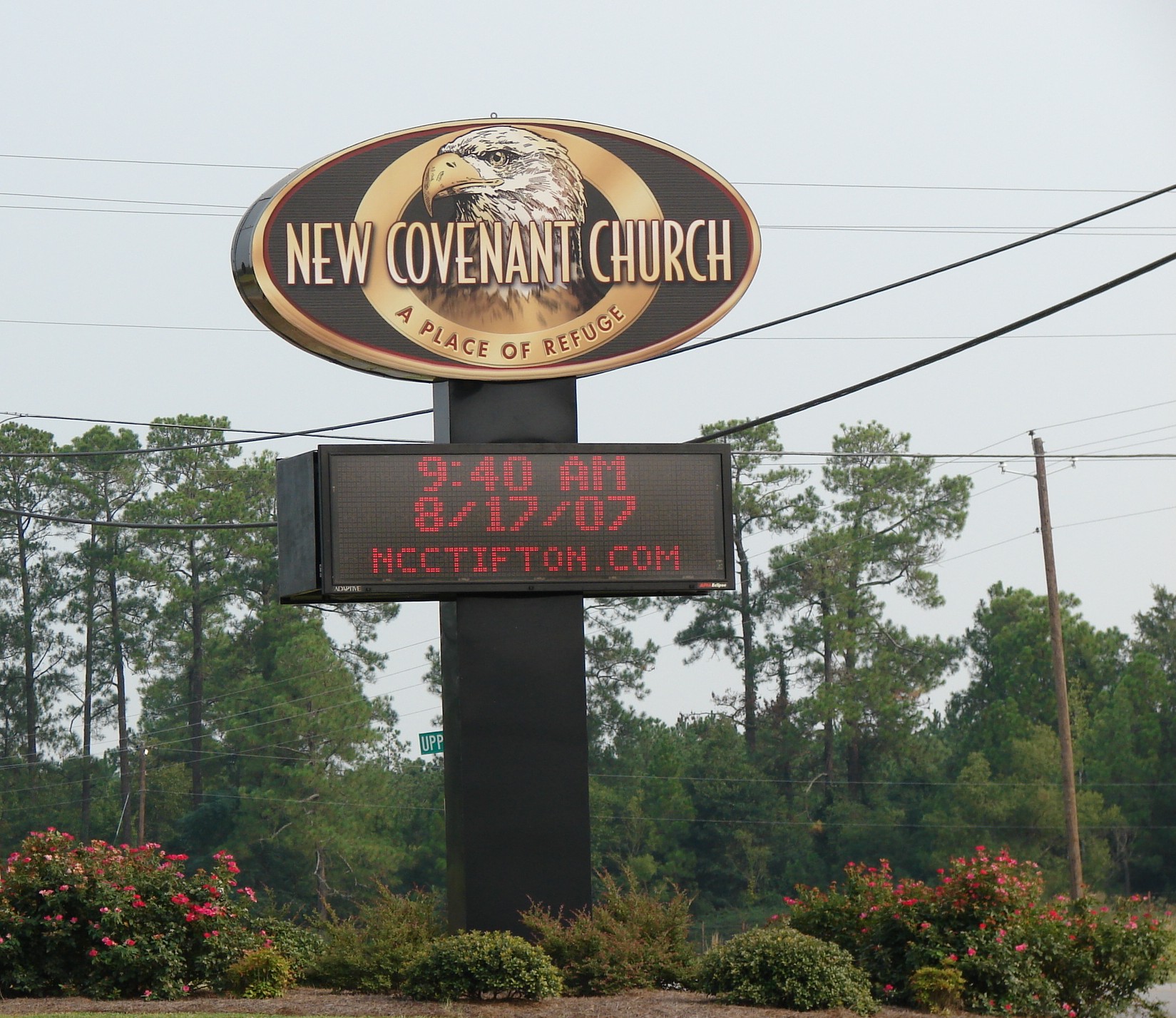 Pylon Signs - Complete Signs